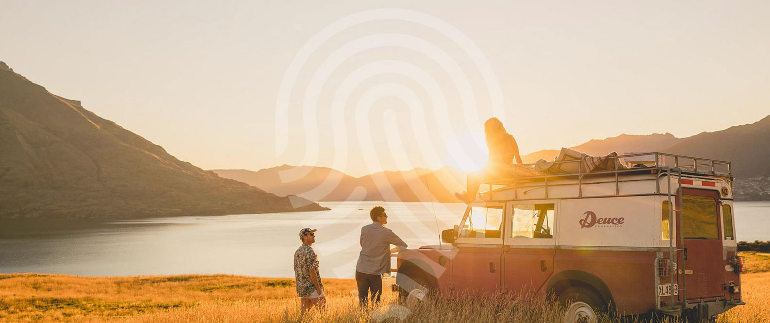 Jeromy van Riel – Artist & Storyteller - Check In